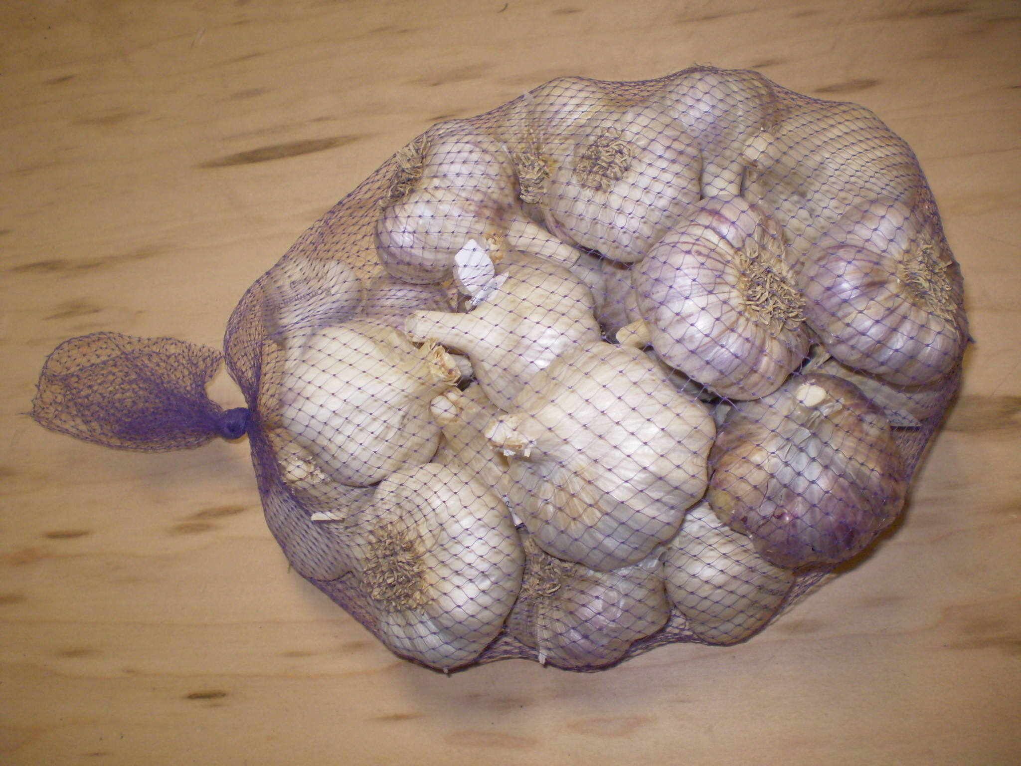 Buy Garlic - The Garlic Underground llc- Wisconsin Garlic Farm